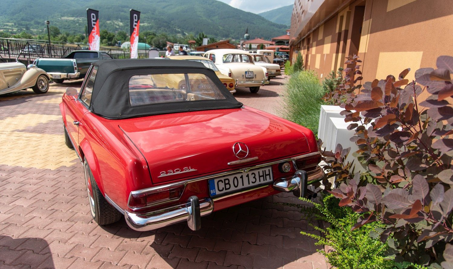 Mercedes-Benz SL (W113) 230 SL (150 Hp) Automatic